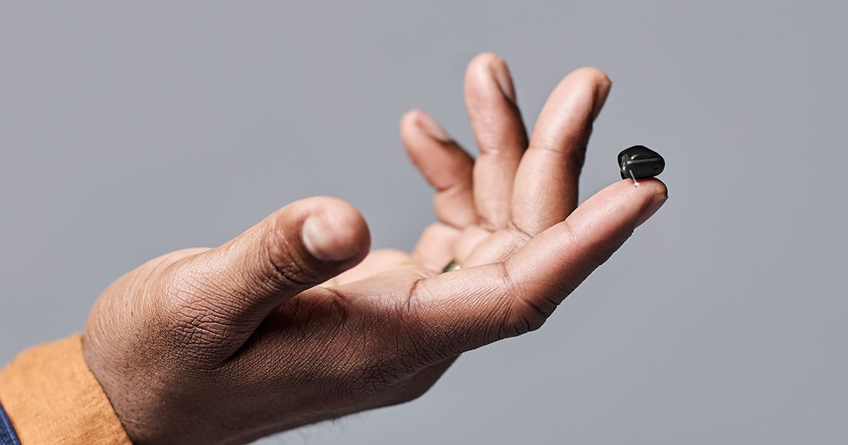 Signia Insio Charge&Go CIC IX hearing aids | Signia Pro