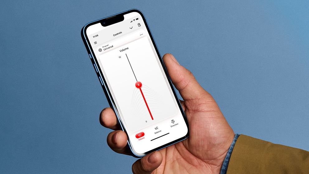 CROS IX hearing solutions for single-sided hearing loss | Signia Pro