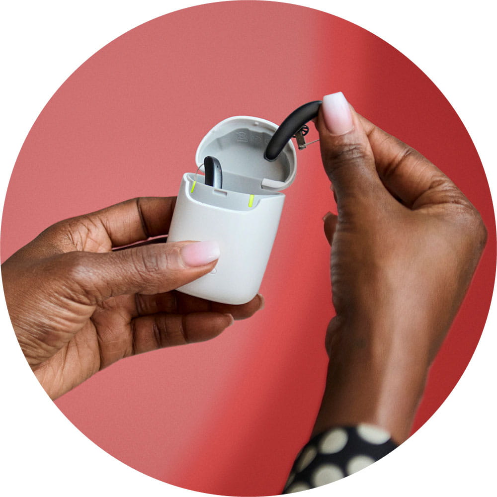 Signia Styletto IX slim-RIC hearing aids | Signia Pro